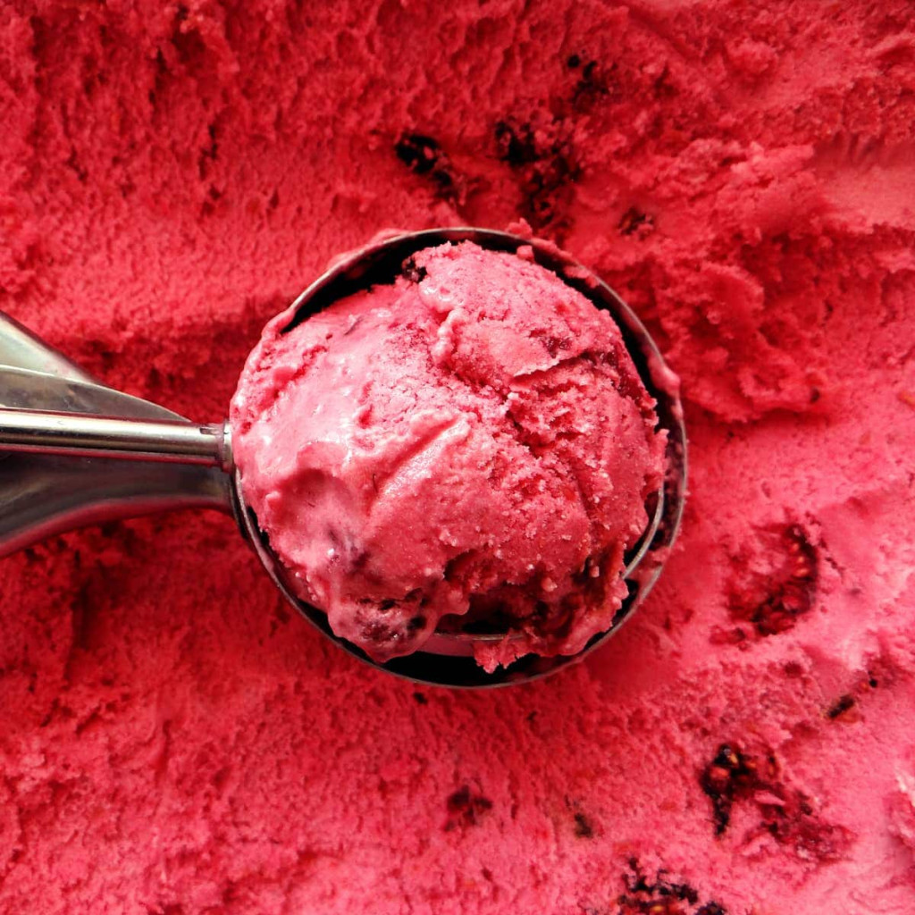 Glace au chocolat maison (avec sorbetière) - Picnic on a Broom