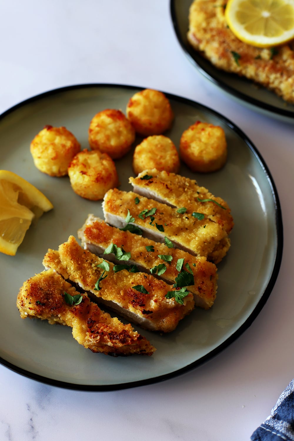 Pan-fried breaded pork chops (ready in 30 min) - Picnic on a Broom